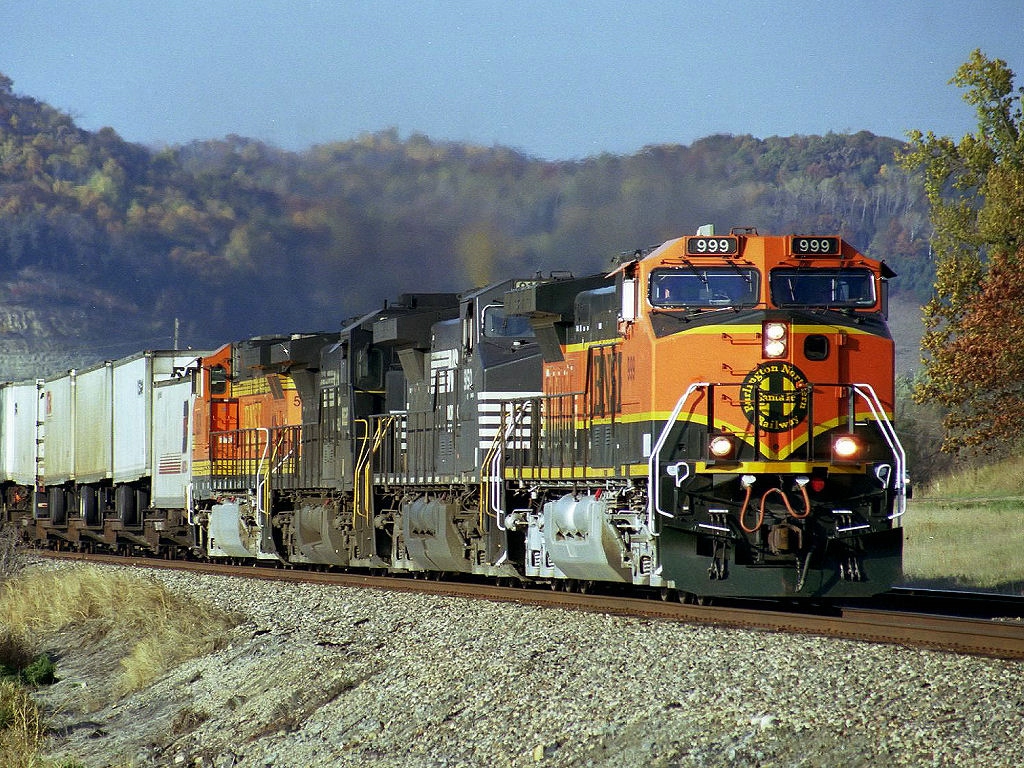 BNSF 999